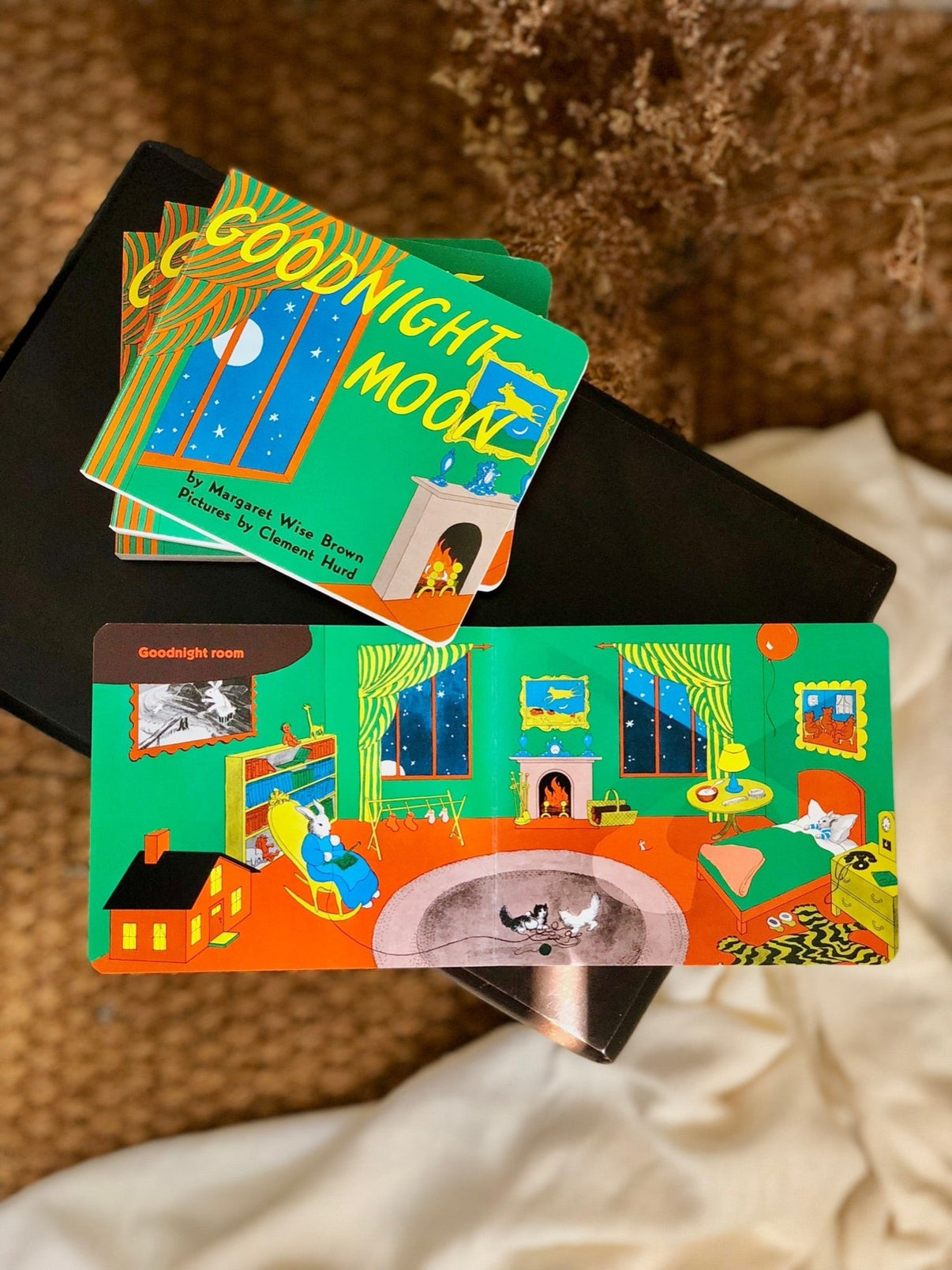 Children's Book | Goodnight Moon Books – The Chic Habitat