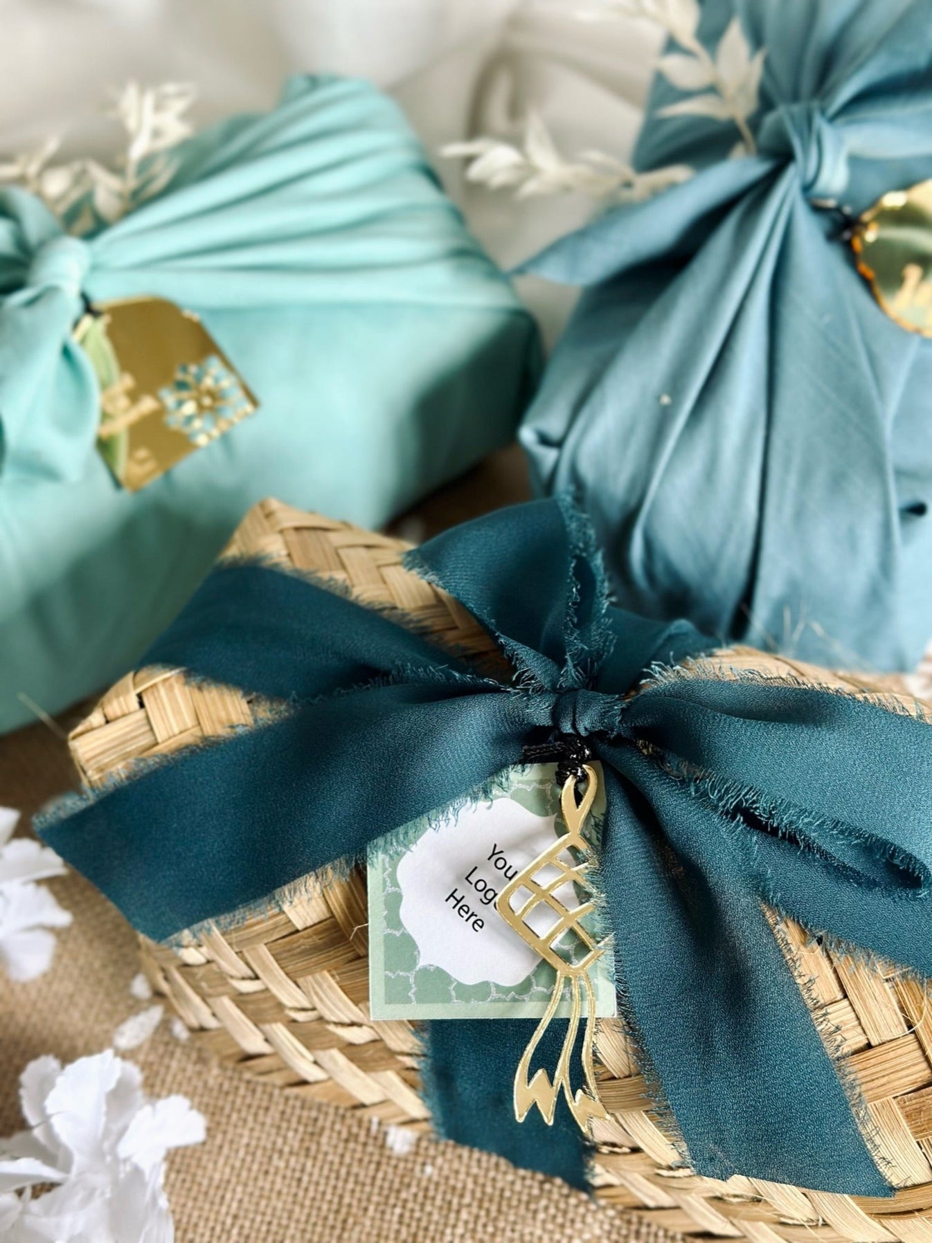 Raya Gift Collection 2023: Eshal – The Chic Habitat